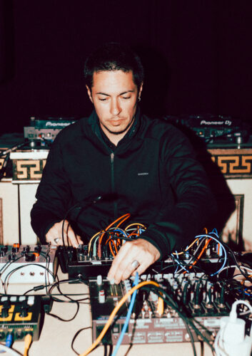 Méryll Ampe (release party "Two Daughters" - Erratum Musical) / Rébecca ...